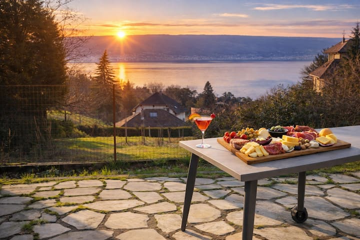 Chalet Vue Lac D'annecy à Menthon Garage, Parkings - Annecy
