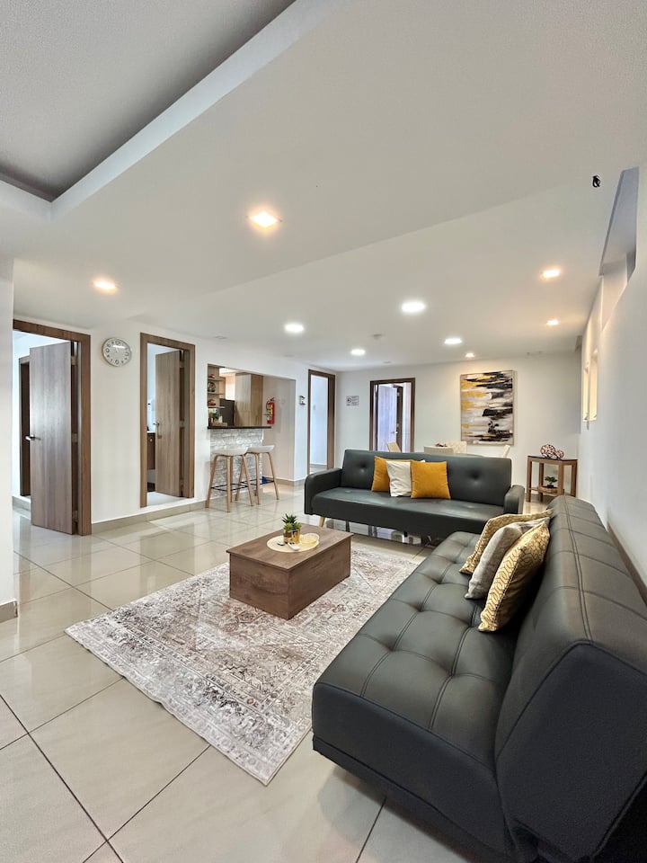Cozy And Spacious Space For Groups -