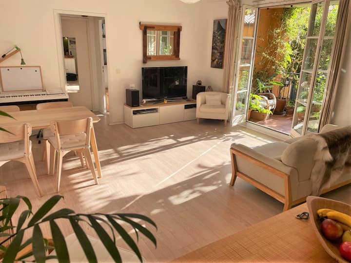 Vieux Nice, 3p Loggia Sur Jardin, Calme - Nizza