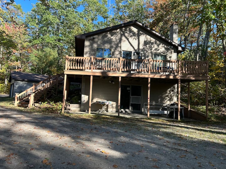 Hickory House - Apache Lake, Hillman
