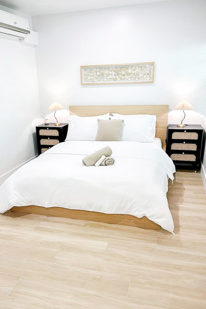 #10-fully Renovated 2 Bdr/free Parking/terrace - Miami, FL