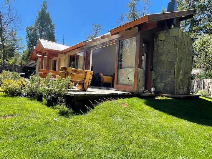 Esplendida Casa Azul Limay Villa La Angostura - Villa La Angostura