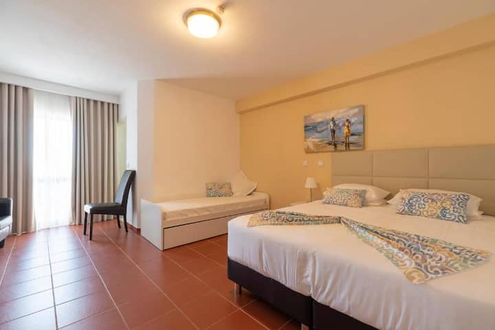 Manta Guest • Family Room & Breakfast • Near Beach - Monte Gordo