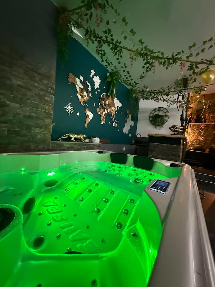 Suite Avec Jacuzzi🌹 - La Penne-sur-Huveaune