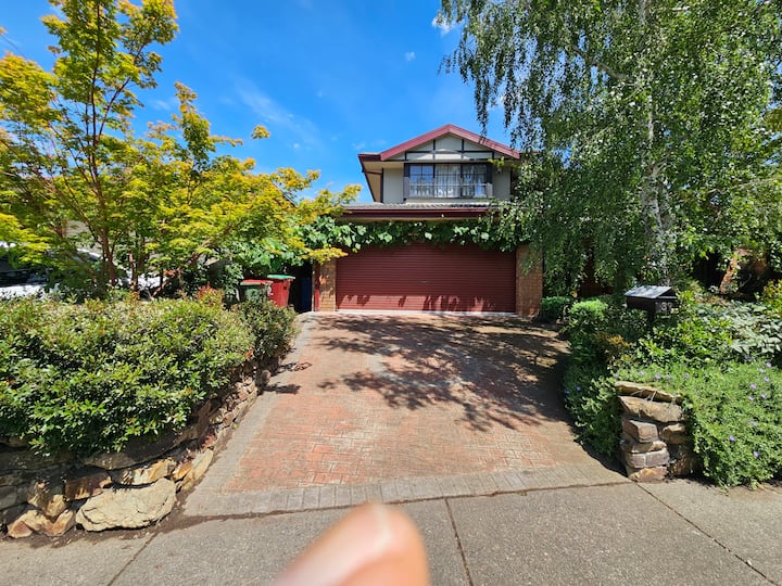 Maple Cottage                       A Magical Home - Lyndhurst