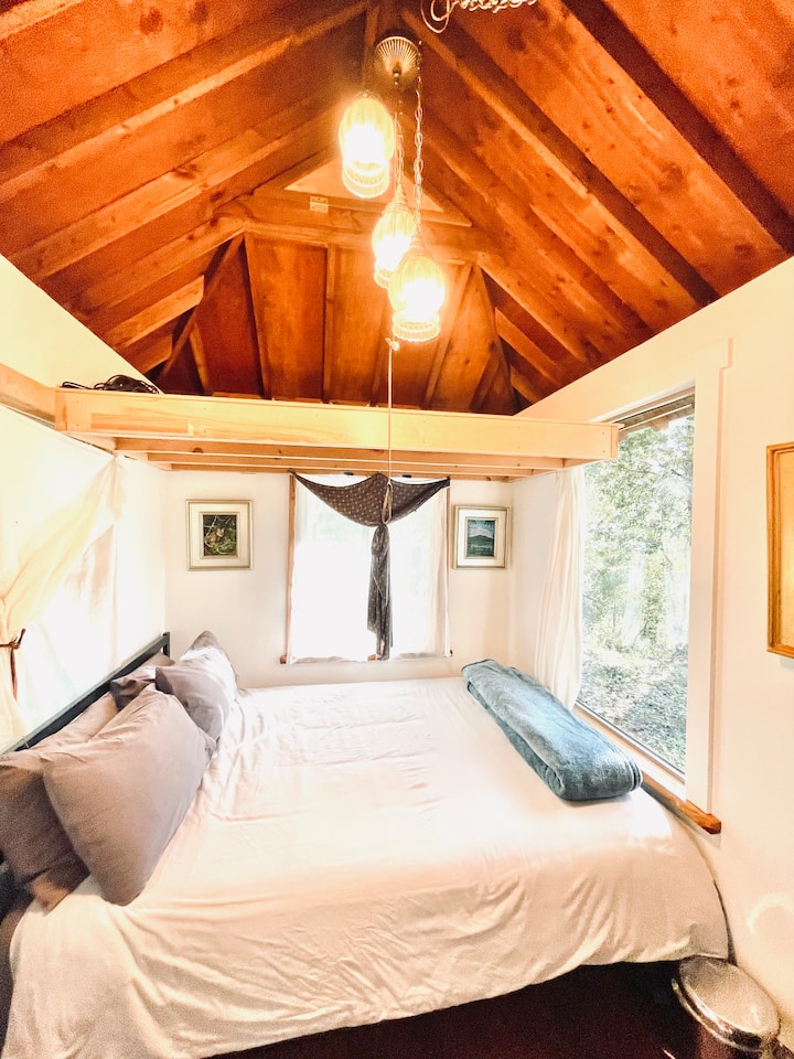 Tiny Forest Cottage Private Mins 101/1 - California