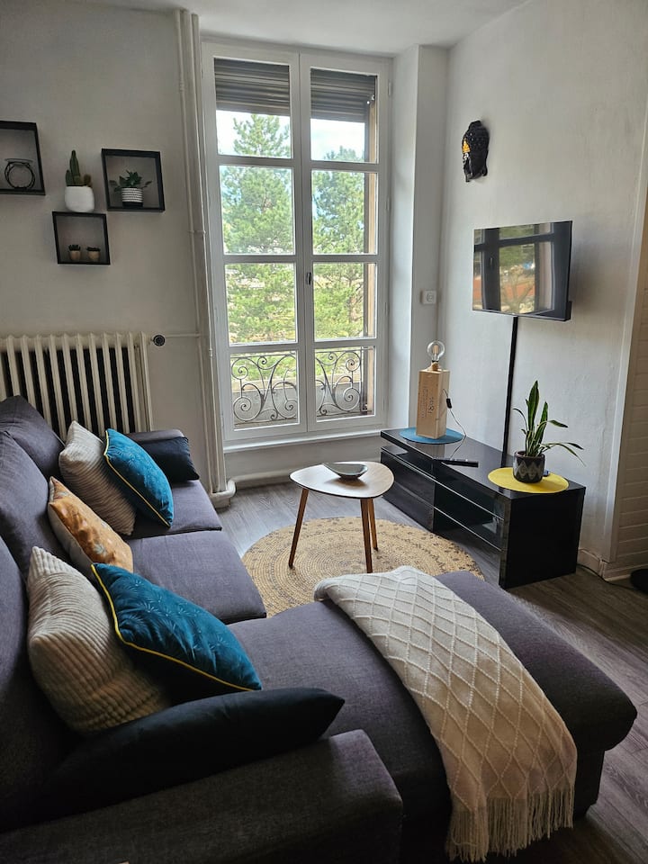 * Appartement Cosy Avec Vue Sur Les Thermes * - Orcines