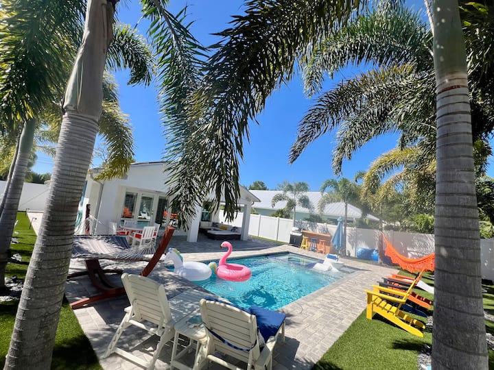 The Hammock House Salt Pool & Jacuzzi! Near Beach. Private! - Jupiter, FL