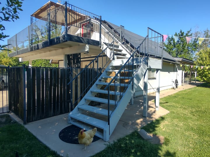 Cottage Loft Cabin - Mesa, AZ