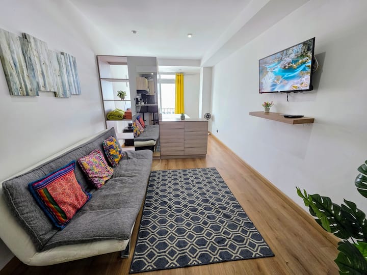 Balcony W/ Hist Center View•2 Blks Central Park - Ciudad de Guatemala