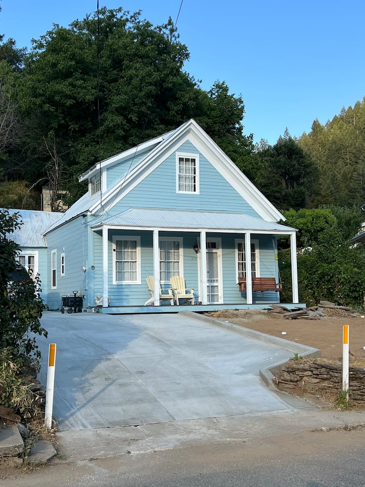 Downieville Dreams: Steps To Bike, Swim, And Dine - Downieville, CA