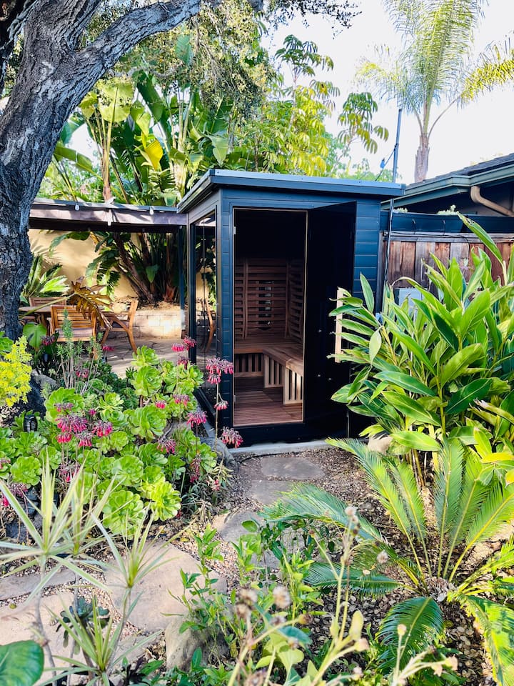 Chic Cactus Cottage | Cozy Spa + Artists Retreat - Santa Barbara, CA