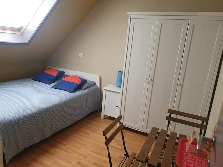 Pretty Room In House(grand-place, 20'by Metro) - Uccle