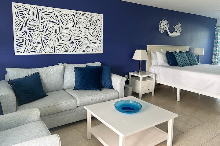 Ocean Blue Condo, Key Colony Beach Heated Pool - Marathon, FL