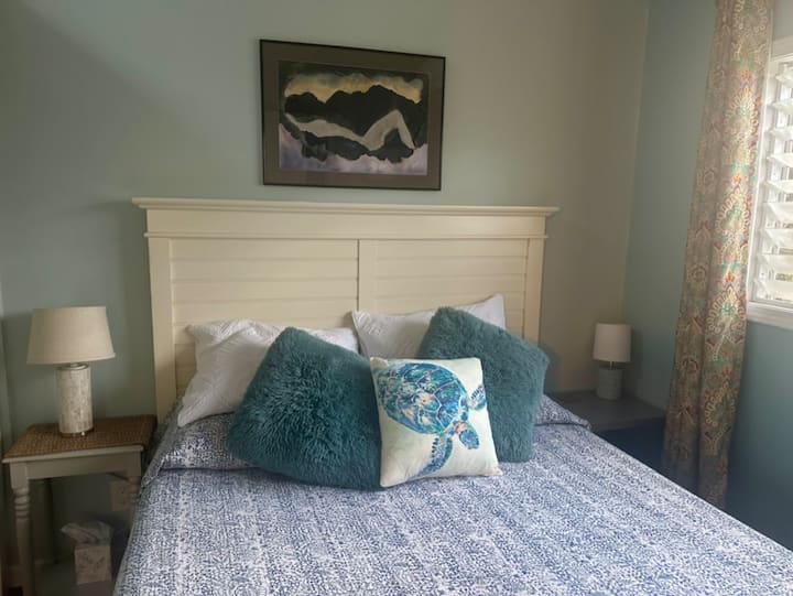 Breezy Palms: A Private, Relaxing Windward Retreat - Kailua, HI