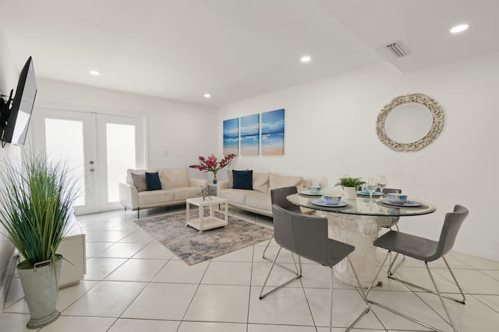 Beautiful Apartment In The Heart Of Kendall - Zoo Miami, Miami