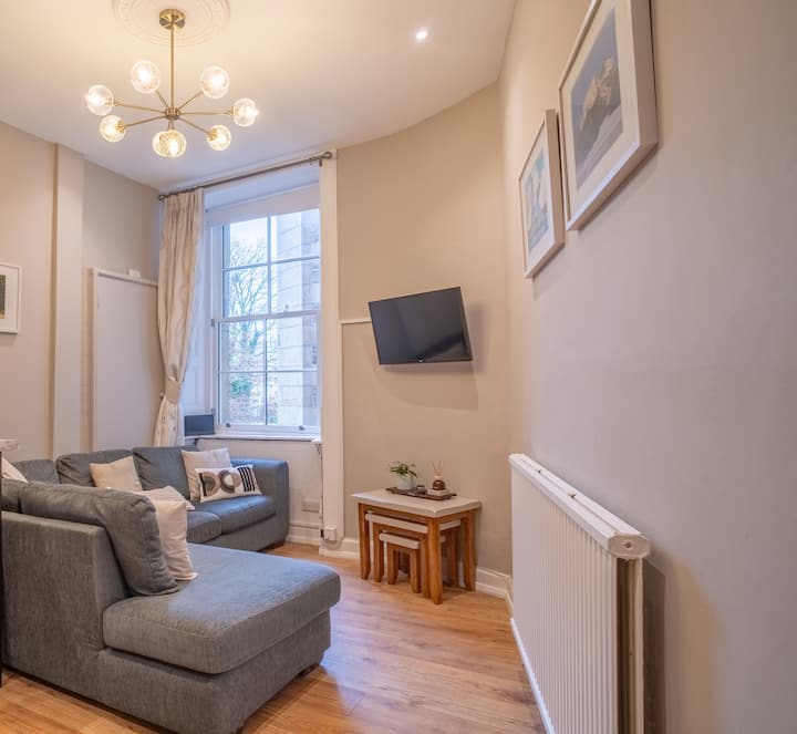 2 Bedroom Edinburgh Apartment, 1 Mile From Castle - Edimburgo