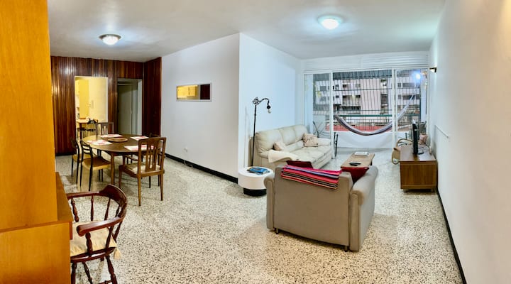 Colinas De Bello Monte Av. Caroni
86m Bien Ubicado - Caracas