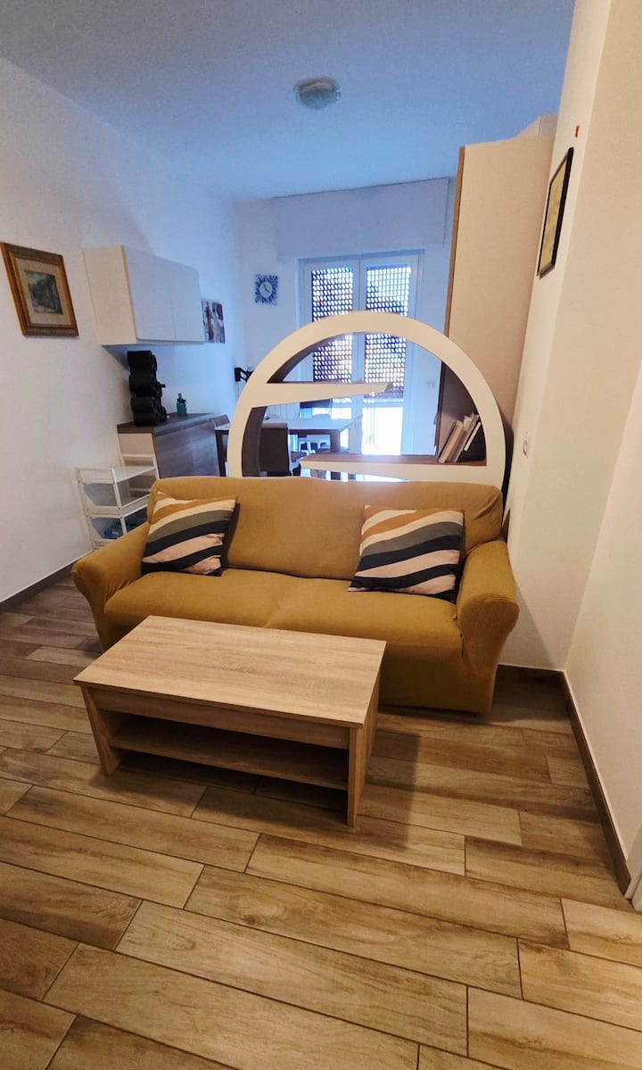 Rocca View Central Flat - Arona, Italy