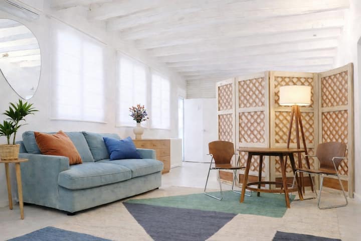 Great Studio! Best Reviews! - Madrid