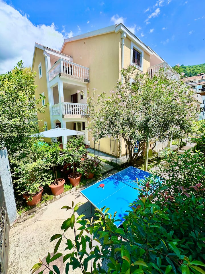 Villa Dionis Apartament - Budva