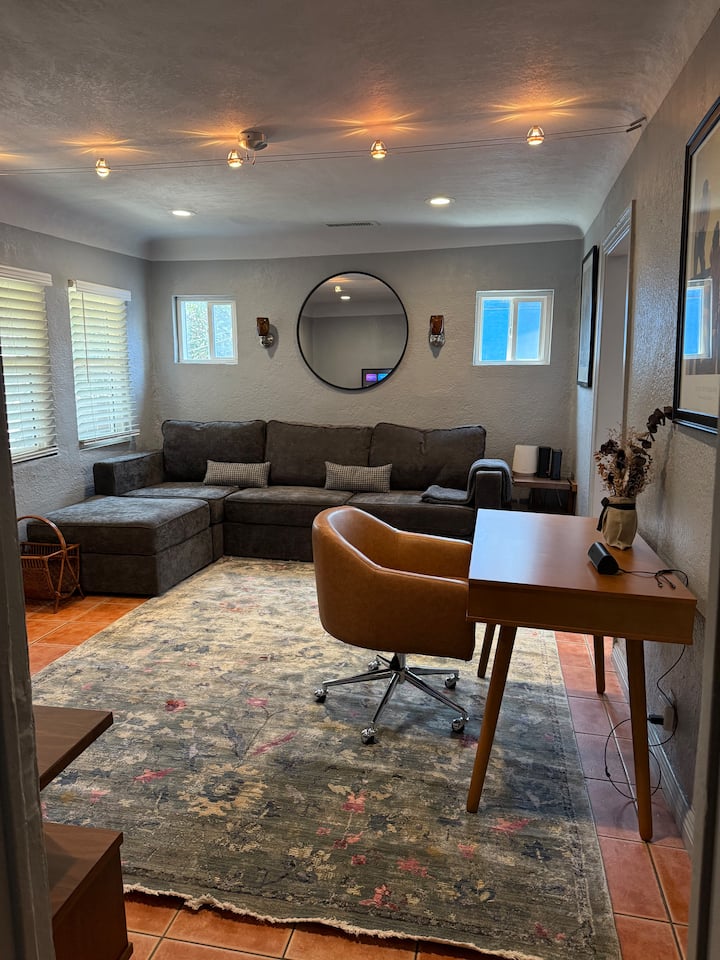 The House In The Heights - Chinatown - Los Angeles