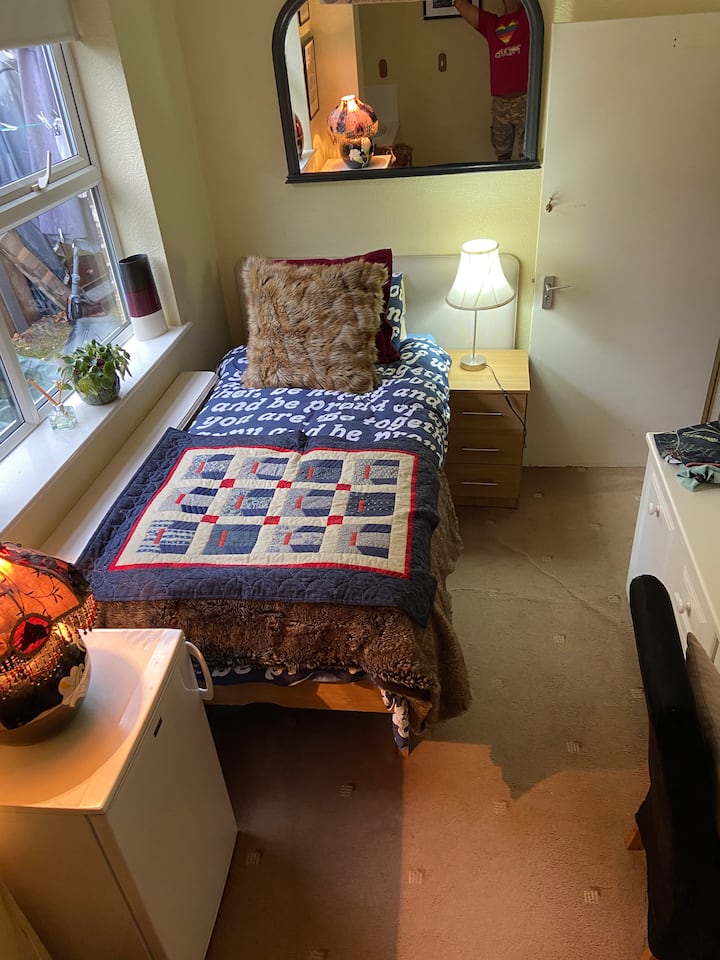 Big Lovely Clean House In Beckenham Br3 - Beckenham