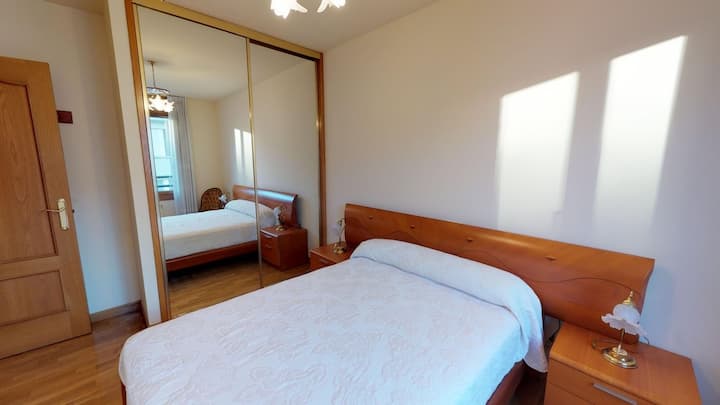 Sleeping Inn @ Gijon
(License Vut 786) - Asturias