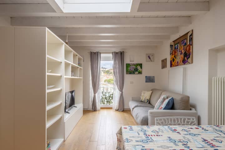 Lerici Overlooking The Sea Cosy Apartment W/aircon - Lerici