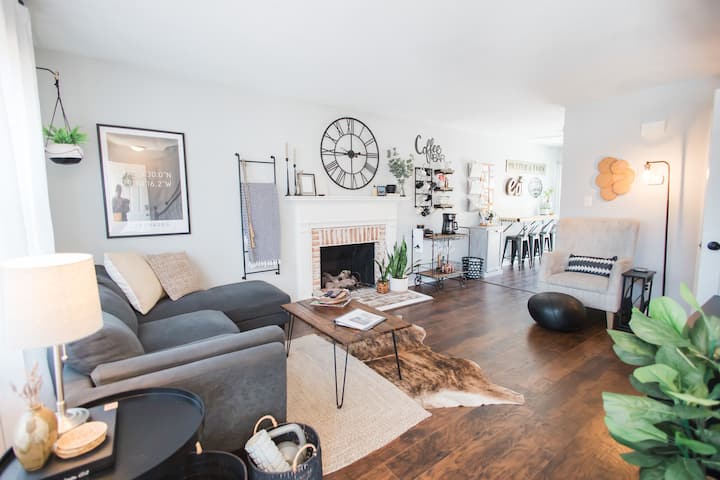 Fort Ray, 2 Bedroom Townhome Close To Downtown - Lynchburg, VA
