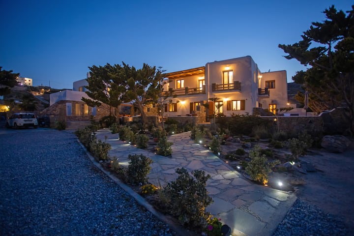 Ikade Mykonos Iv/2 Br & 2 Showers Cabins/sea View - Mykonos