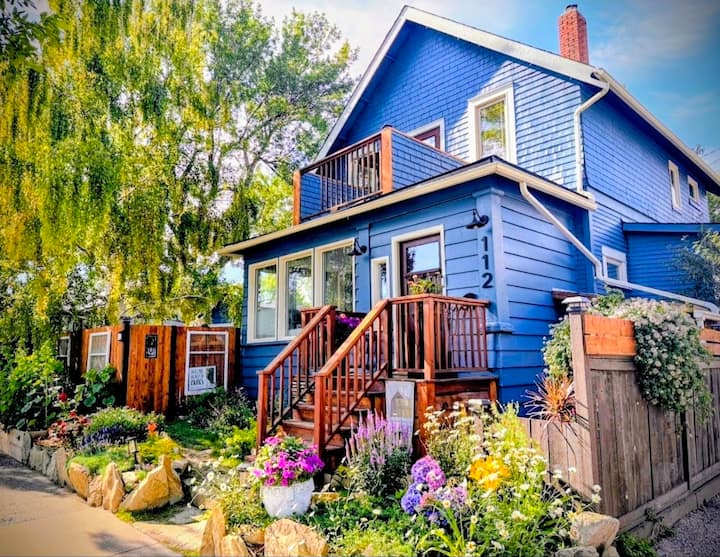 ★Beautiful Private Suite In Century Home★ - Calgary