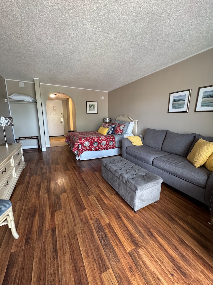 St. John's Inn, Unit #336 - Myrtle Beach, SC