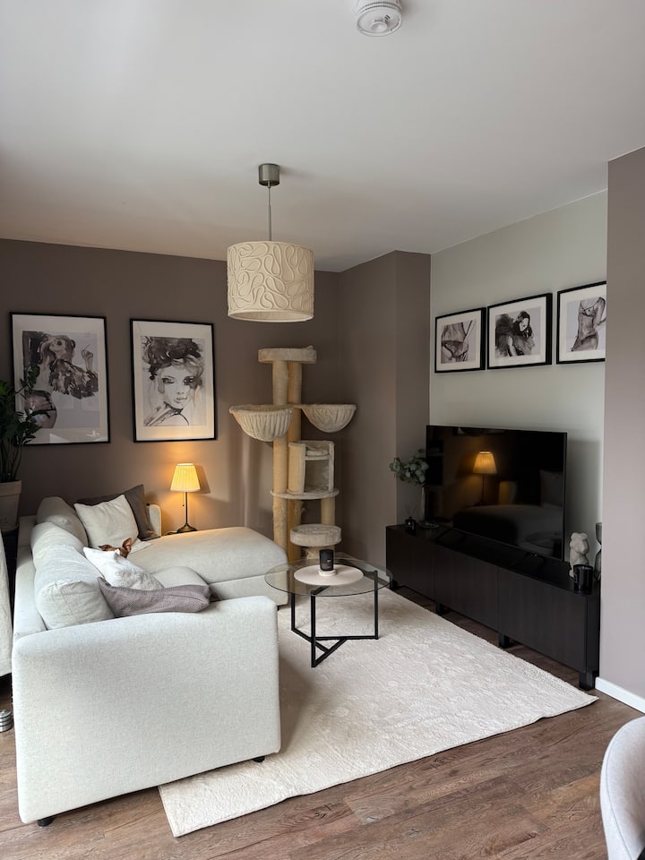 Schöne 2-zimmer Wohnung - Hambourg