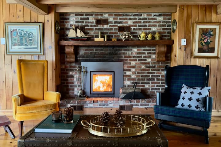 Le Cottage By The Lake In Wine Country - New England