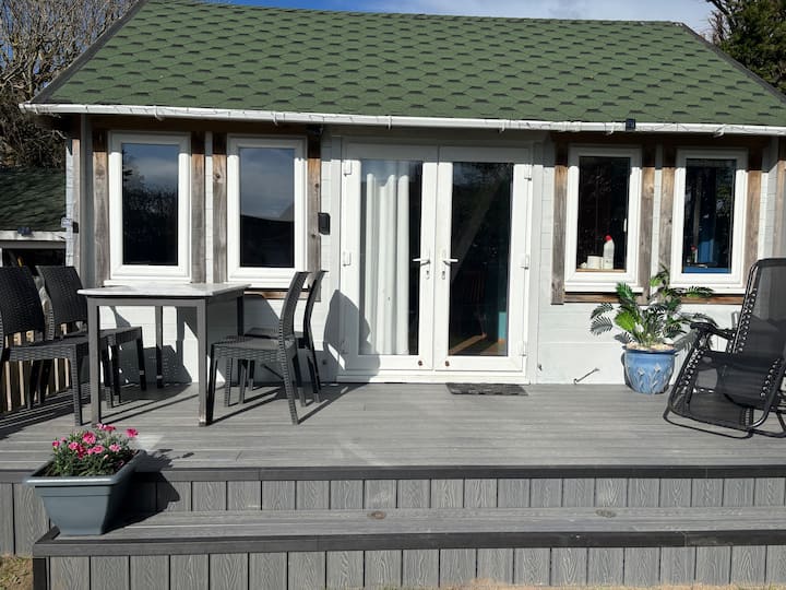 Seaside Cabin, Near The Beach And Goodwood - East Wittering