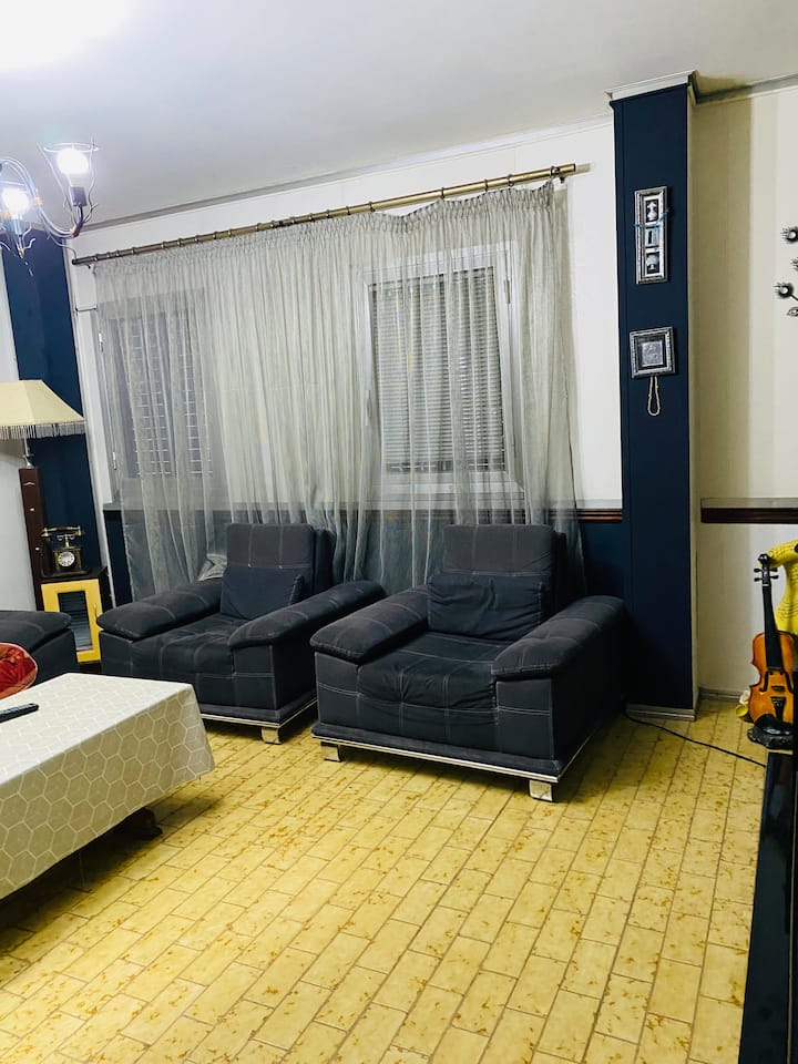 Un Appartement T4 Avec Une Pièce Privée - Tlemcen