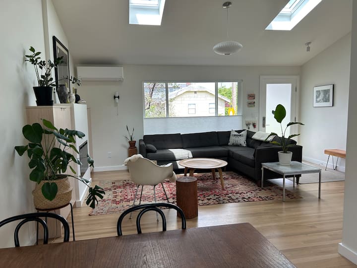 Modern Ranch, Close To Everything - Portland, OR