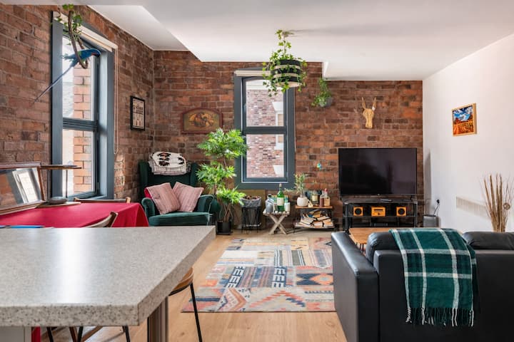Brick Loft In City Centre - 2 Bedrooms - Liverpool