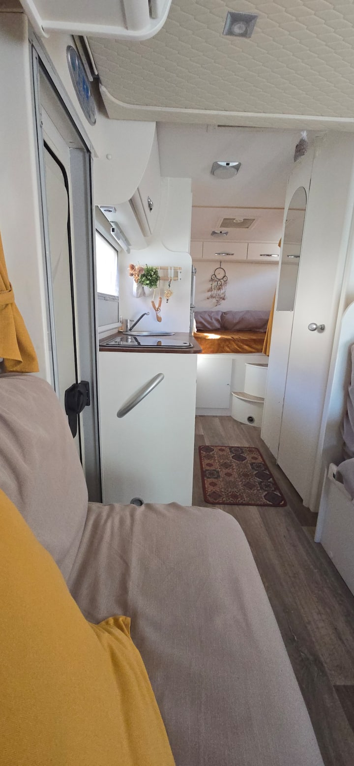 Gezellige Mobilhome ~ Stilstaan En Genieten - Maaseik