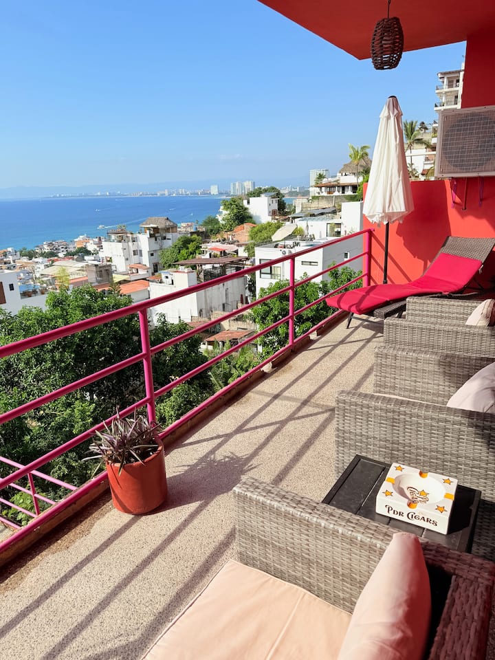 Penthouse With Amazing Private Balcony View - Puerto Vallarta
