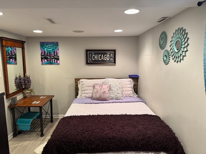 Style & Serene |Jefferson Park| Dwtwn-ord | Unit 1 - Evanston, IL