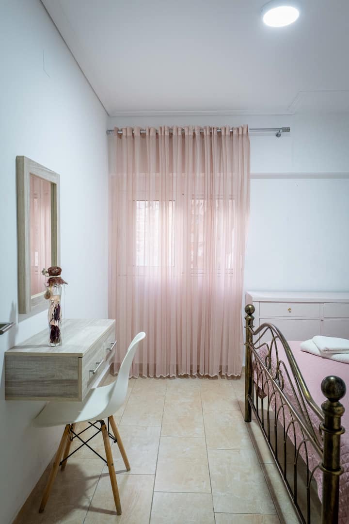 Cozy Ground-floor Apartment With Private Courtyard - Albania