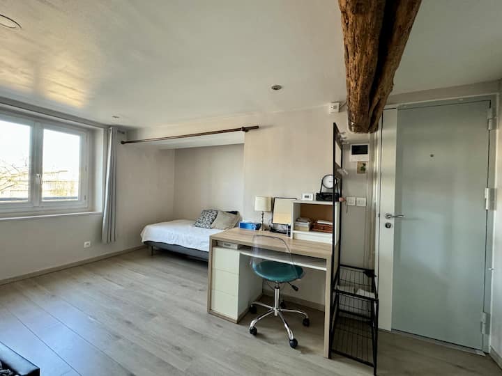 Studio 28m2
Rue De La Bucherie Paris 5eme - Paris 5e Arrondissement