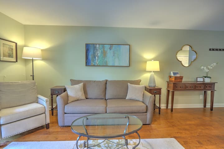 Walk To Beach • 2br Villa W/ Pool & Pickleball - Singleton Beach, SC