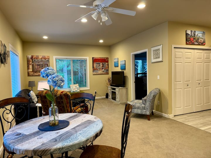 Gig Harbor Private Oasis. - Gig Harbor, WA