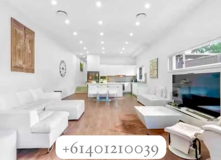 Stylish Home #Sydneyeaster #Olympic Park Smarttv - Toongabbie
