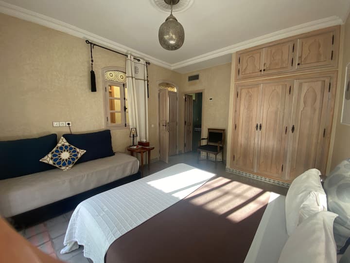 Chambre Badis : Terrasse Et Petits Déjeuners - Tangier, Morocco