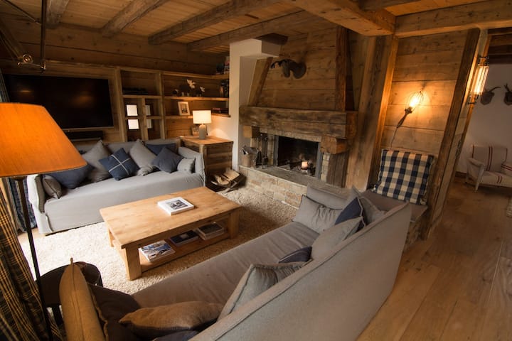 Chalet Alpin Avec Cheminée Ouverte & Charme - Saint-Martin-de-Belleville