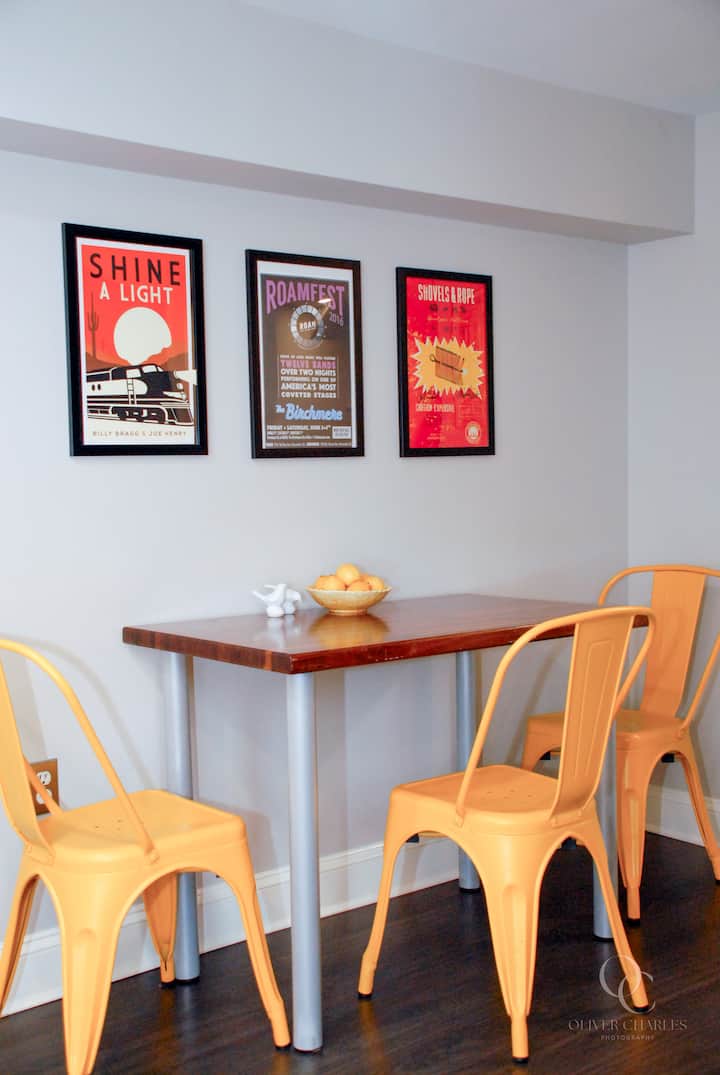 Renovated Bsmnt Apartment W/sauna & Private Entry - Huntington, VA